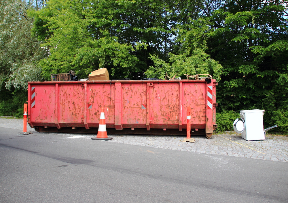 Müllcontainer » Mit diesen Kosten können Sie für Sperrmüll rechnen